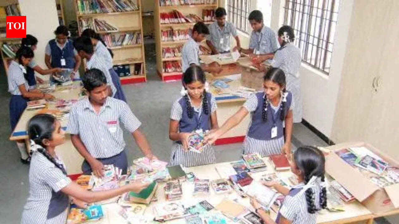 School supplies costlier by 20-30%, parents feel | IndiaReply
